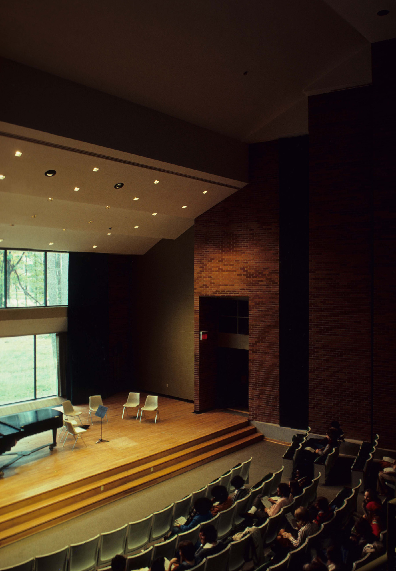 UALR Stella Boyle Smith Performance Hall - WDD
